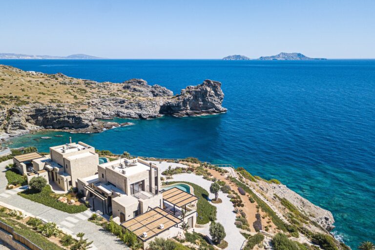 DOMUS MARE: Ένα πέτρινο συγκρότημα κατοικιών στη Νότια Κρήτη με θέα στο ...