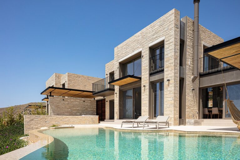 DOMUS MARE: Ένα πέτρινο συγκρότημα κατοικιών στη Νότια Κρήτη με θέα στο ...