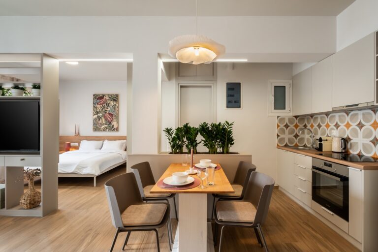 Ένα cozy διαμέρισμα στο Κολωνάκι που αποτυπώνει στο έπακρο τη σύγχρονη ...
